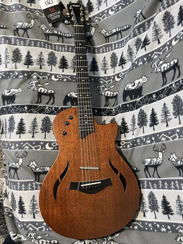 Taylor T 5 Classic 2015 - Mahogany | Reverb