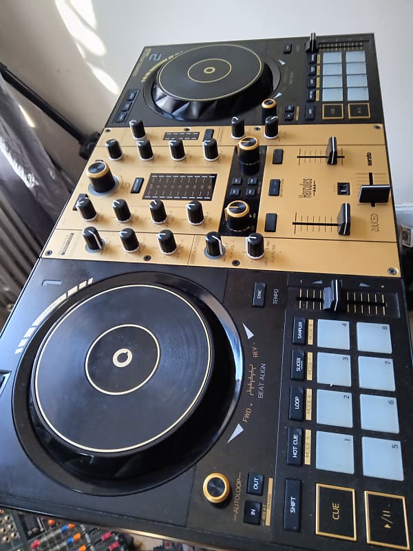 Hercules DJ Inpulse 500 Gold Edition 2022 Black & | Reverb Australia