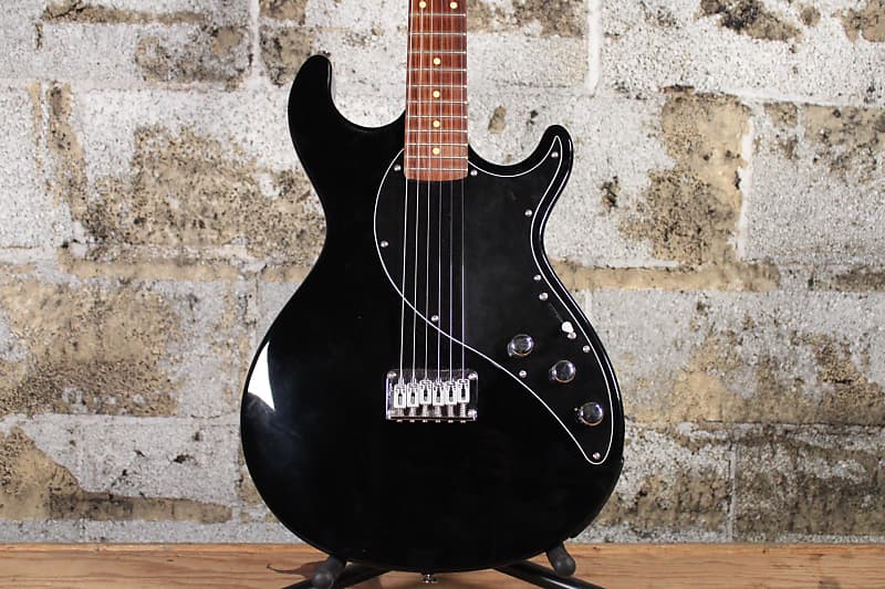 Line 6 Variax 300 Black | Reverb