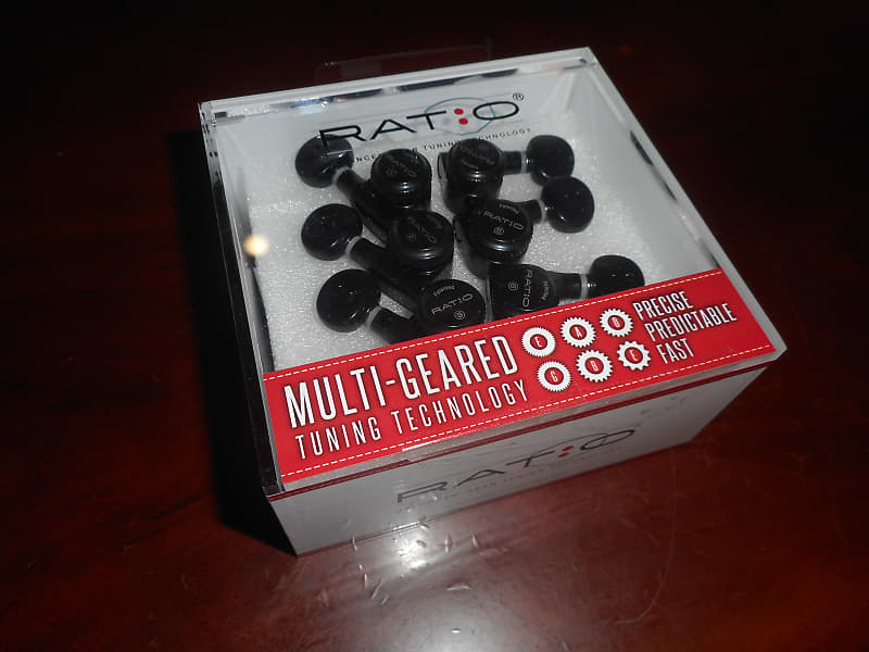 Graph Tech Ratio 6-In-Line 2 Pin Locking Tuners - BLACK, | Reverb