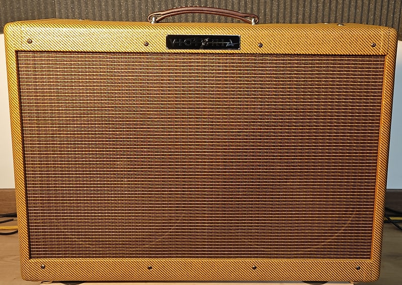 Victoria 80212 Vintage Tweed 2x12" Alnico V | Reverb Canada