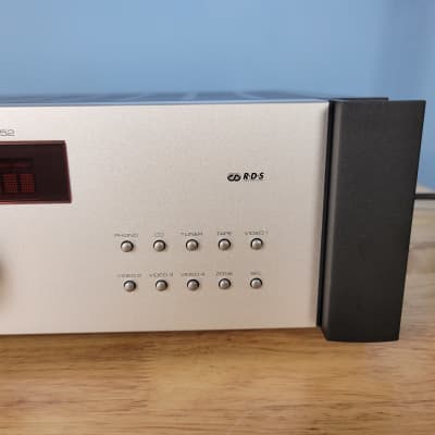 Rotel RX-1052 AM/FM Stereo Receiver With Remote & Box | Reverb