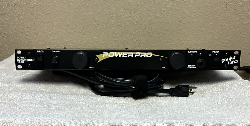 Power Werks Power Pro Power Conditioner 1620 - Black | Reverb