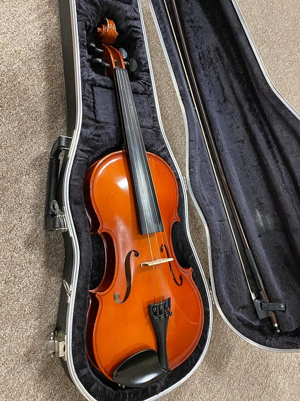 Scherl and Roth 4/4 R300E4 Violin | Reverb