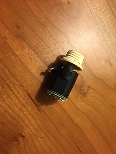 Fender S1 Volume Pot And Switch Aged White | Reverb