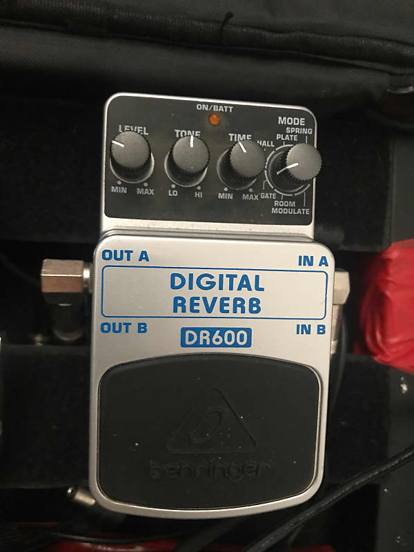 Behringer Digital reverb dr600 Silver | Reverb