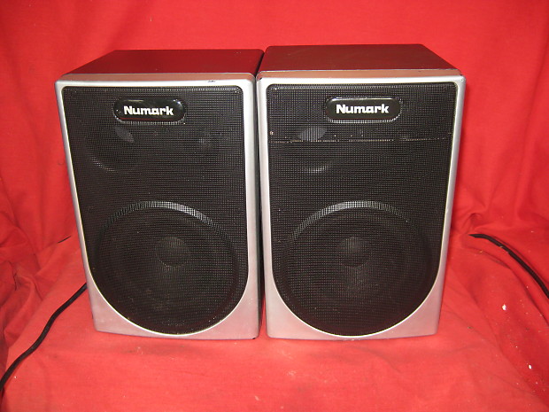 Numark M20 Active Powered 2 way bookshelf Stereo DJ speakers | Reverb