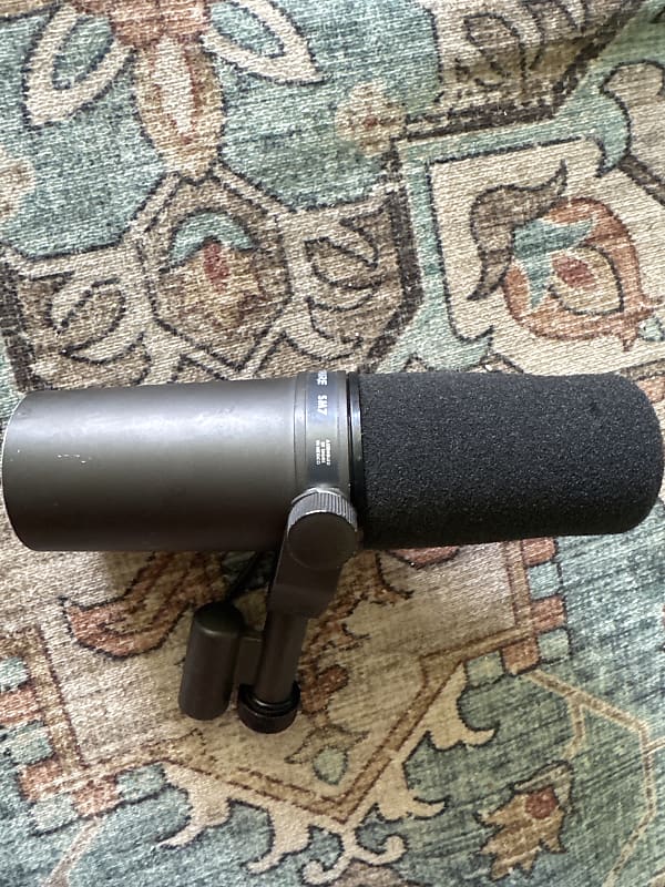 Shure SM7 Cardioid Dynamic Microphone 1980s - Black | Reverb