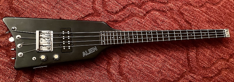 Alien Bass | Reverb
