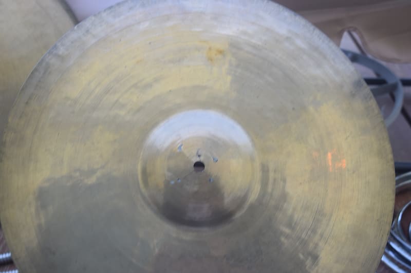 Zildjian Istanbul K 18 inch crash ? bbronze | Reverb