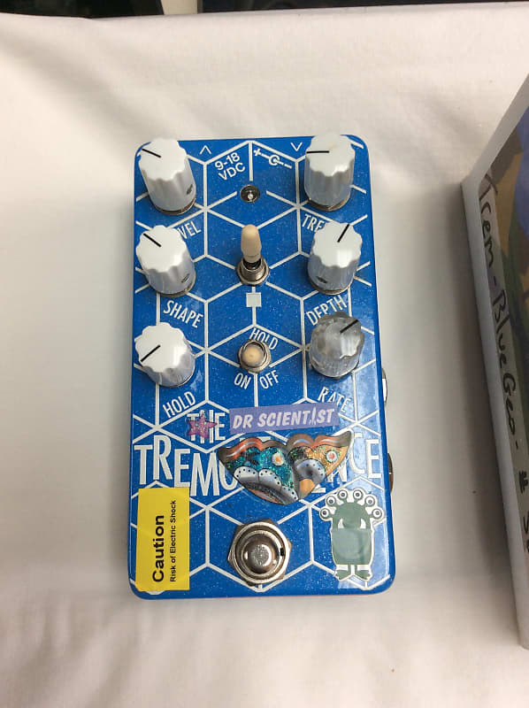 Dr. Scientist Tremolo guitar pedal | Reverb