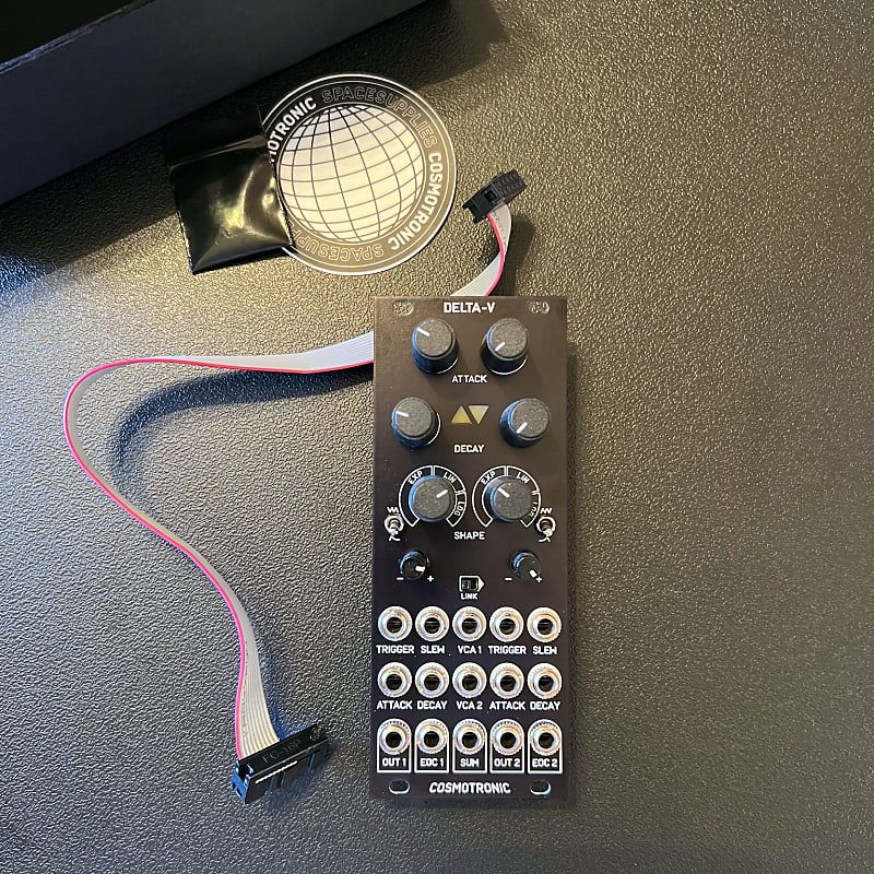 Cosmotronic Delta-V Eurorack Envelope & VCA Module | Reverb