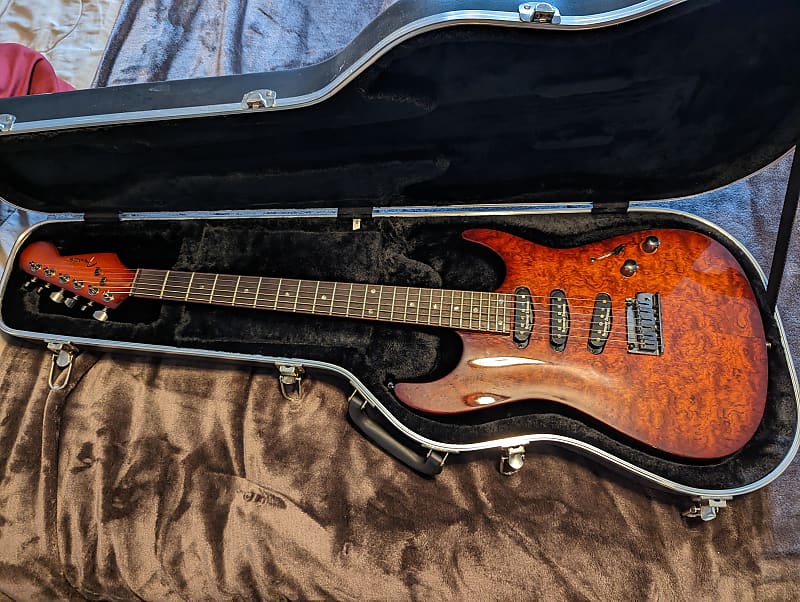 Fender Showmaster Stratocaster 2004 - Burled bubinga | Reverb