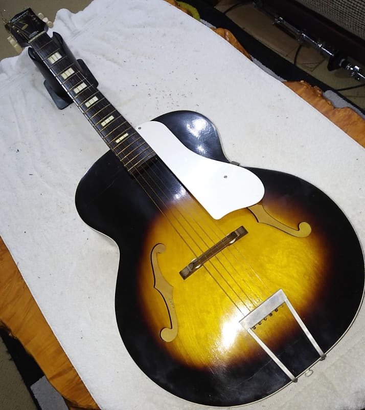 Harmony Master Archtop 1958 tobacco sunburst | Reverb