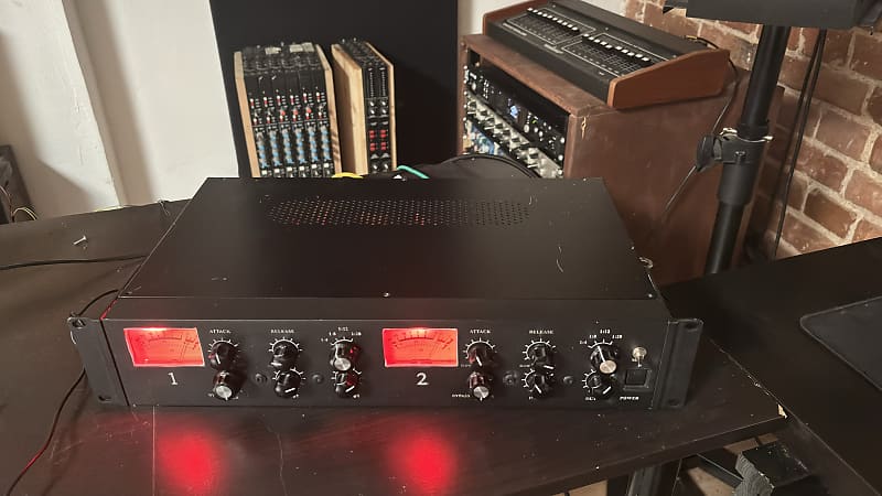 Dual FET Compressor 1176 rev. F | Reverb UK