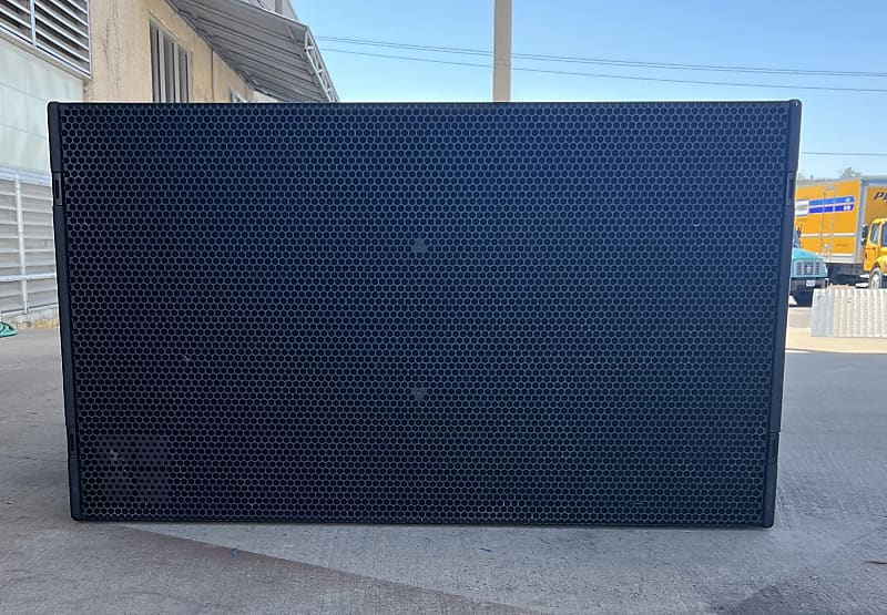 d&b Audiotechnik J-INFRA Subwoofer | Reverb