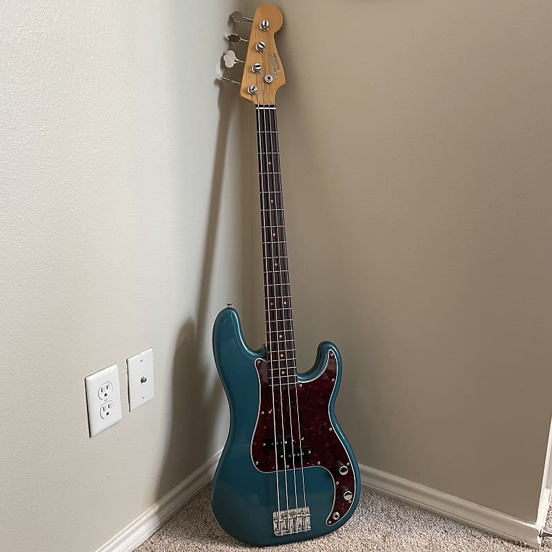Fender P-Bass - FREE Shipping! | Reverb
