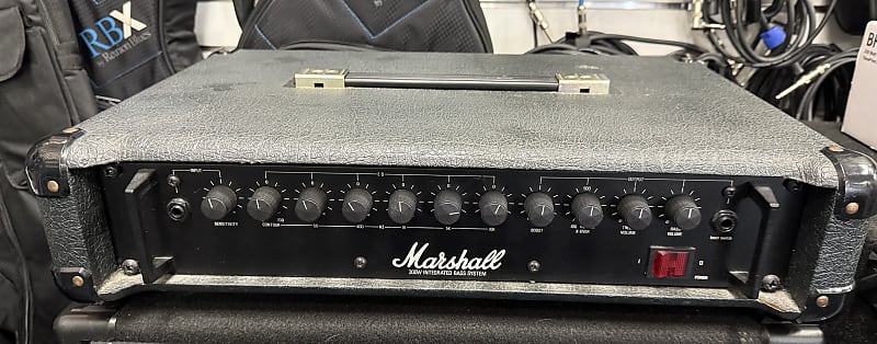 Marshall 3520 200 Watt Integrated Solid State Bass Amplifier | Reverb