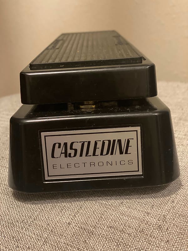 Castledine standard wah with switchable buffer 2022 - Black | Reverb