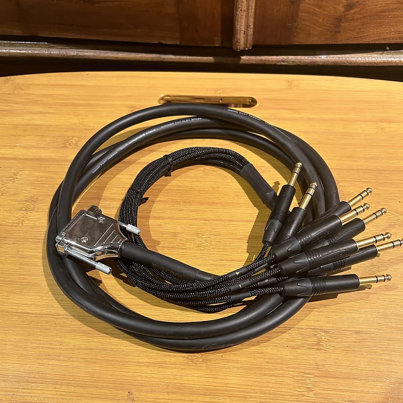 Mogami Gold DB25-TRS 8-channel Analog Interface Cable - 10' | Reverb