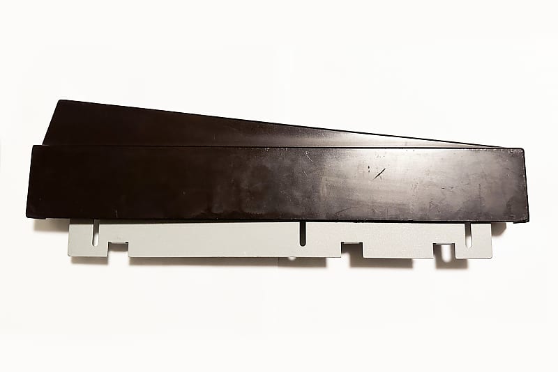 YAMAHA DX-7 MK1 Synthesizer Left Side Brown Plastic End | Reverb