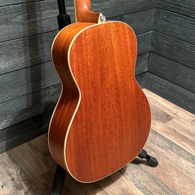 Alvarez AMPH600E Artist Modern Parlor Acoustic-Electric | Reverb