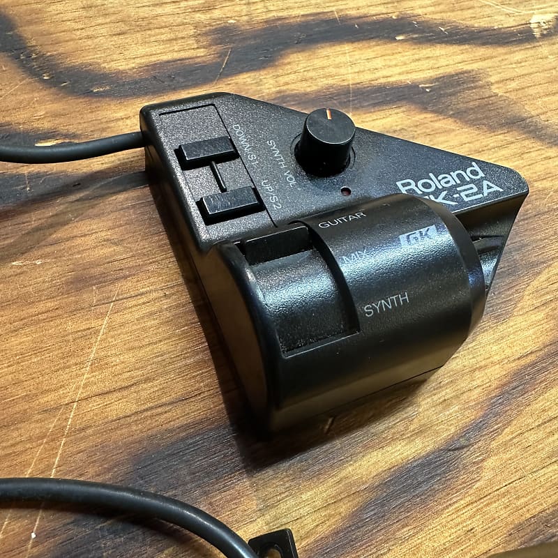 Roland GK-2A Midi Pickup | Reverb
