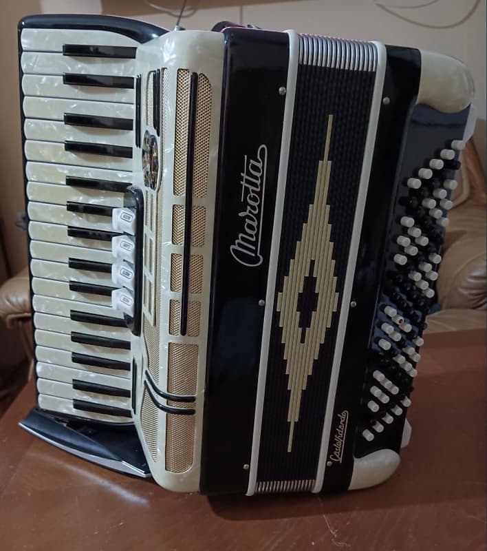 Marotta Castelfidaro accordion | Reverb