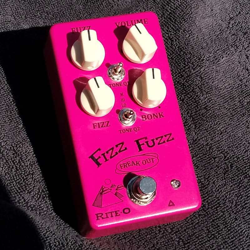 Rite-O Fizz Fuzz DELUXE++ >> MiNDbLoWiNg 60s fuzzzzzZZ | Reverb