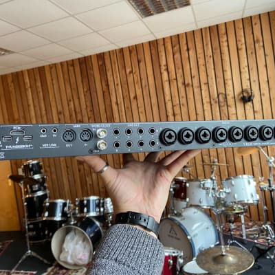 Slate Digital VRS8 Thunderbolt Interface with HDMI | Reverb Australia