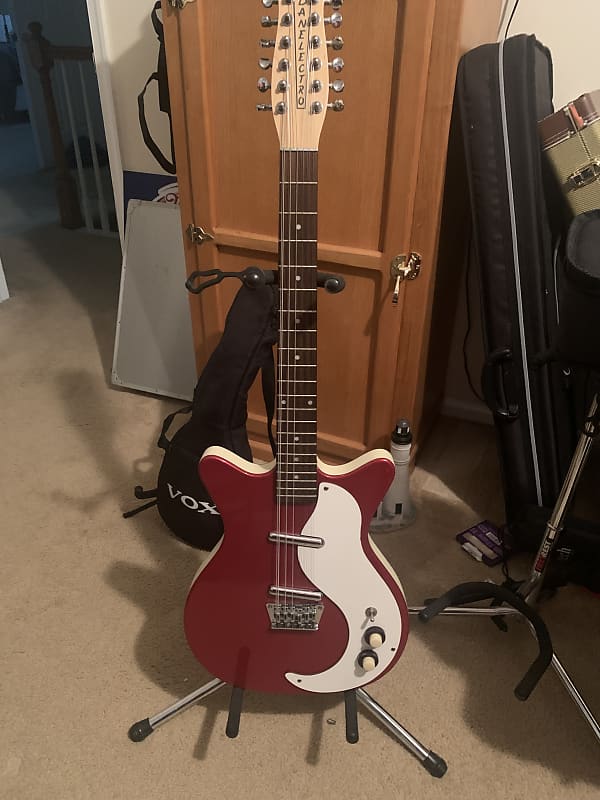 Danelectro 12 string Reissued Red | Reverb