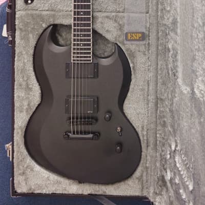 ESP E-II Eclipse Matte Black Aged Binding with EMG | Reverb France