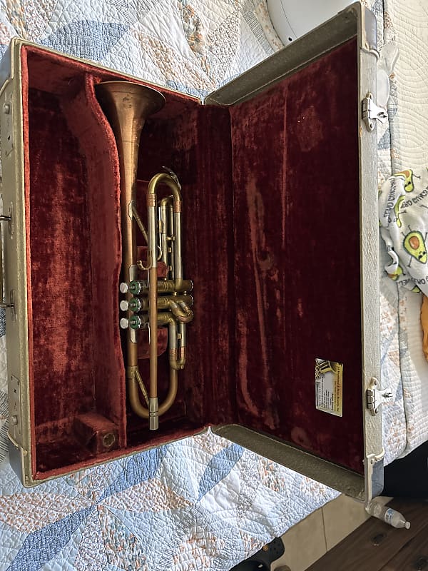 Getzen Trumpet | Reverb