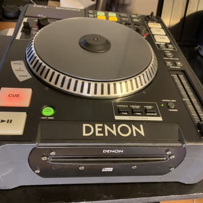 Denon DN-S5000 (Serato + Traktor + Standalone Controller) | Reverb