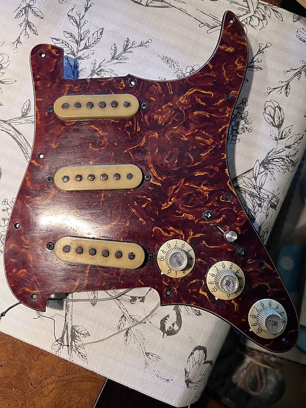 Loaded Pickguard 1970s Lawsuit Stratocaster | Reverb