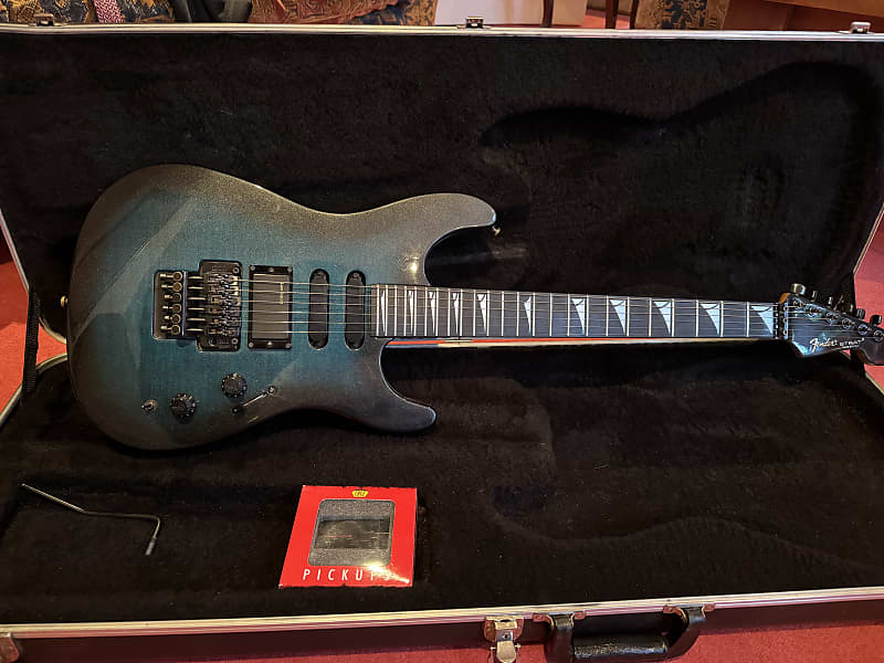 Fender HM ultra 1989-1990 - Frost Blue | Reverb UK