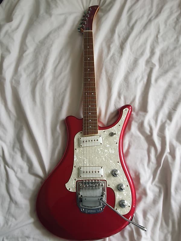 Yamaha SGV-800 2003 Red Sparkle | Reverb UK