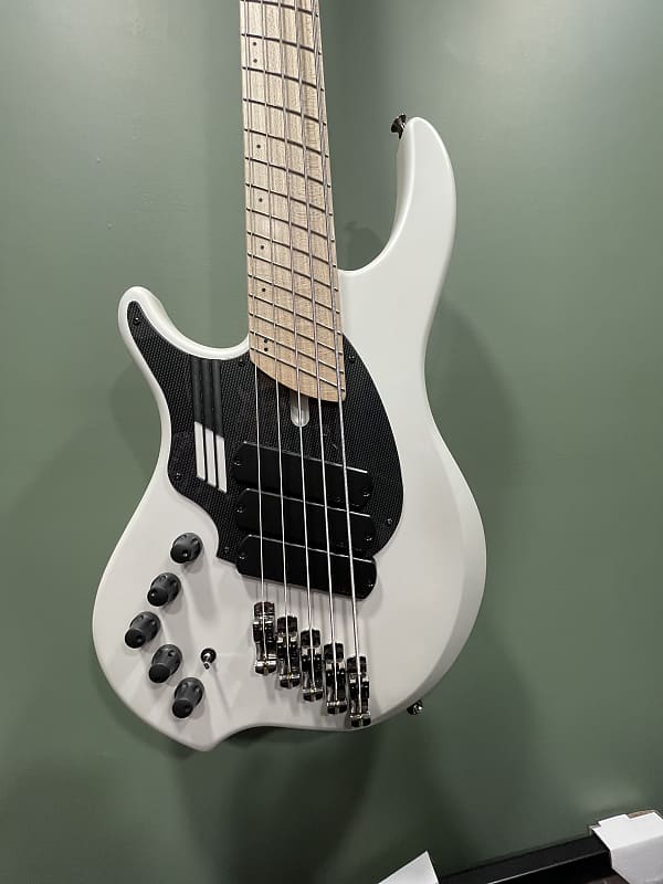 Left Handed Dingwall NG3 2021 Ducati white | Reverb