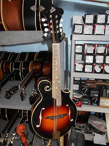 The Loar LM-520 Hand-Carved F-Model Acoustic Mandolin | Reverb