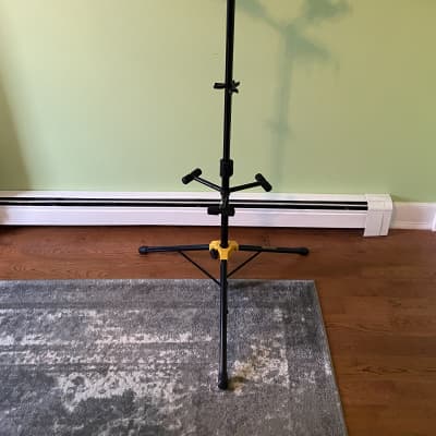 Elfbilt Headless Guitar stand Lamborghini Yellow | Reverb