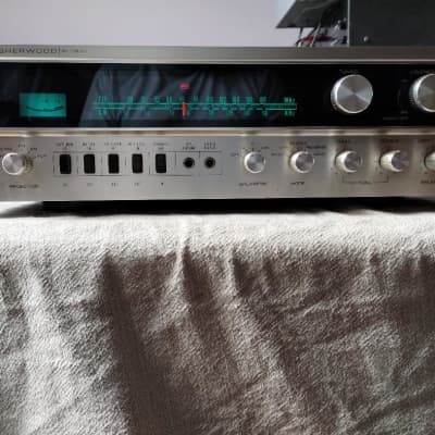 Advent 300 Classic Vintage Receiver - Professionally Restored | Reverb