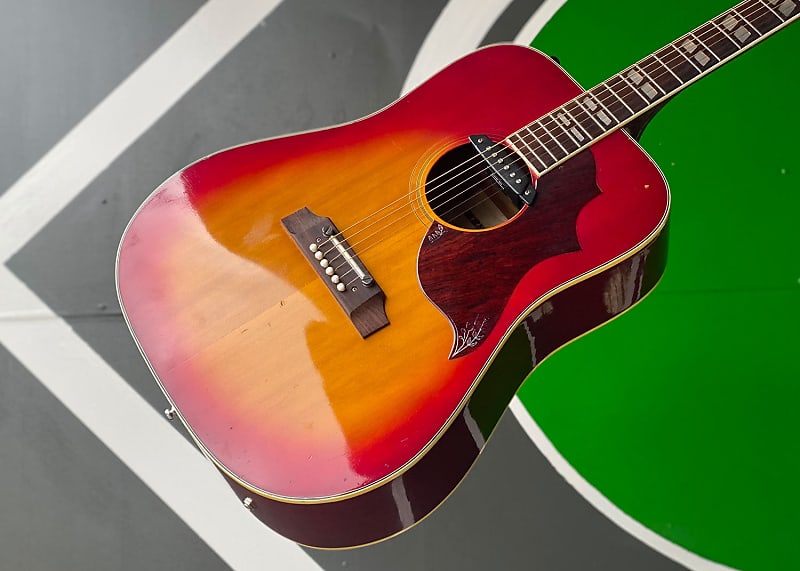Mendez Model 684 'Hummingbird' | Reverb