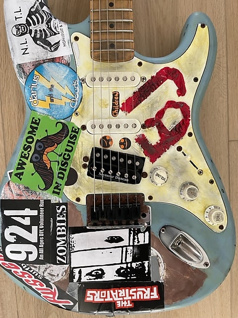 Billie Joe Armstrong "Blue" Guitar Replica | Reverb Canada