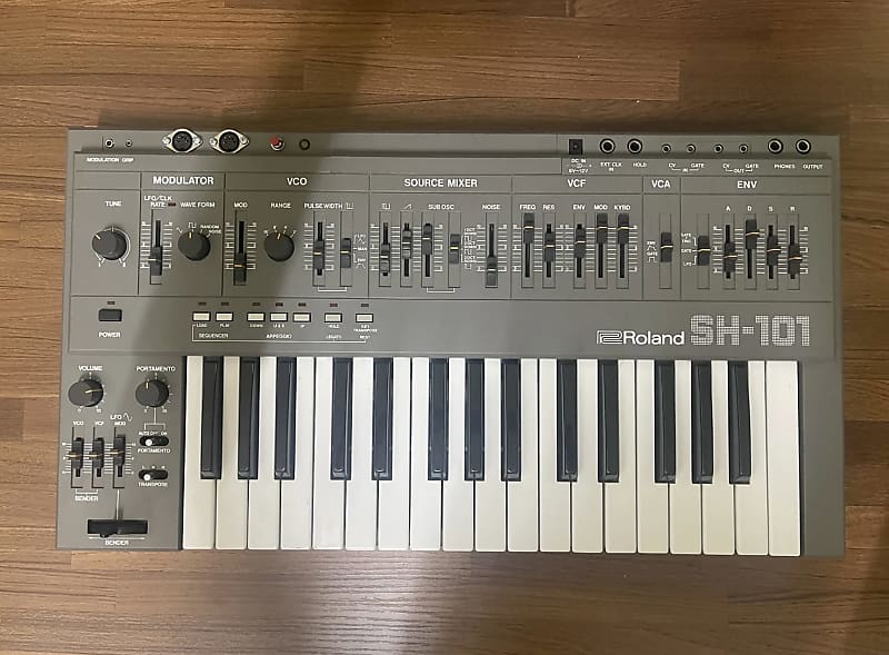 Roland SH-101 Synthesizer With SH101-M: MIDI Interface(CHD) | Reverb