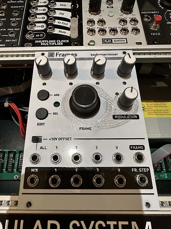 Mutable Instruments (clone) Frames 2018+ - White | Reverb