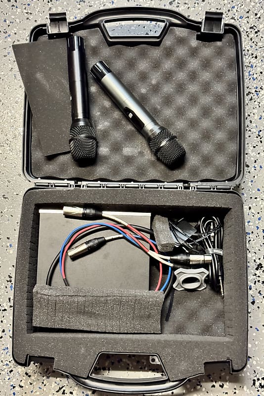 FiFine Wireless Microphone System WITH CASE and cables, Two | Reverb