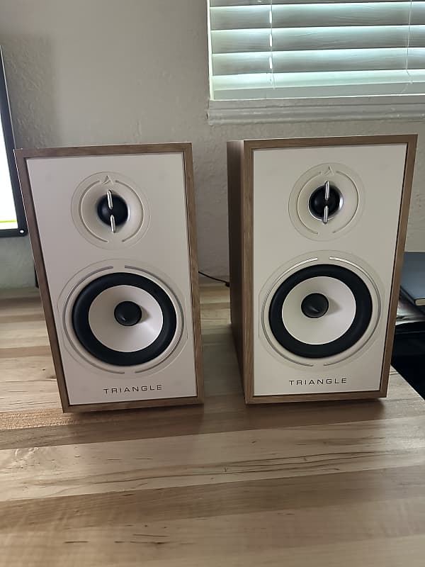 Triangle BR02 speakers with SMSL AD18 BR02 2015s - Natural | Reverb
