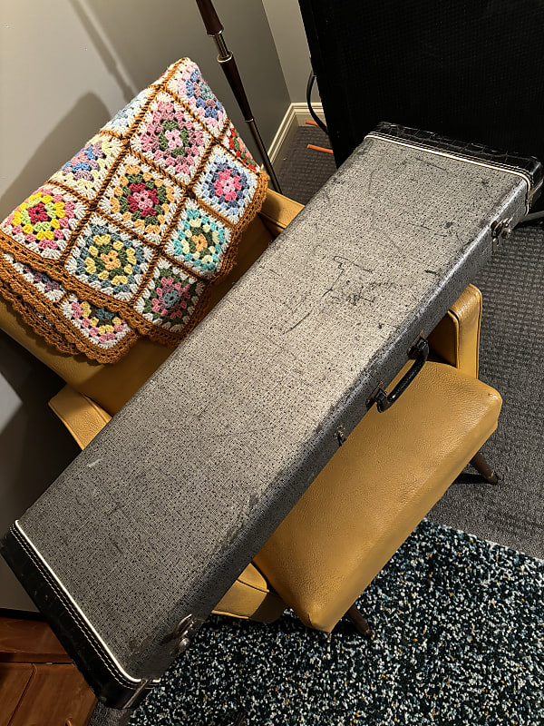 Vintage case for Fender Mustang Musicmaster Duo Sonic | Reverb Canada