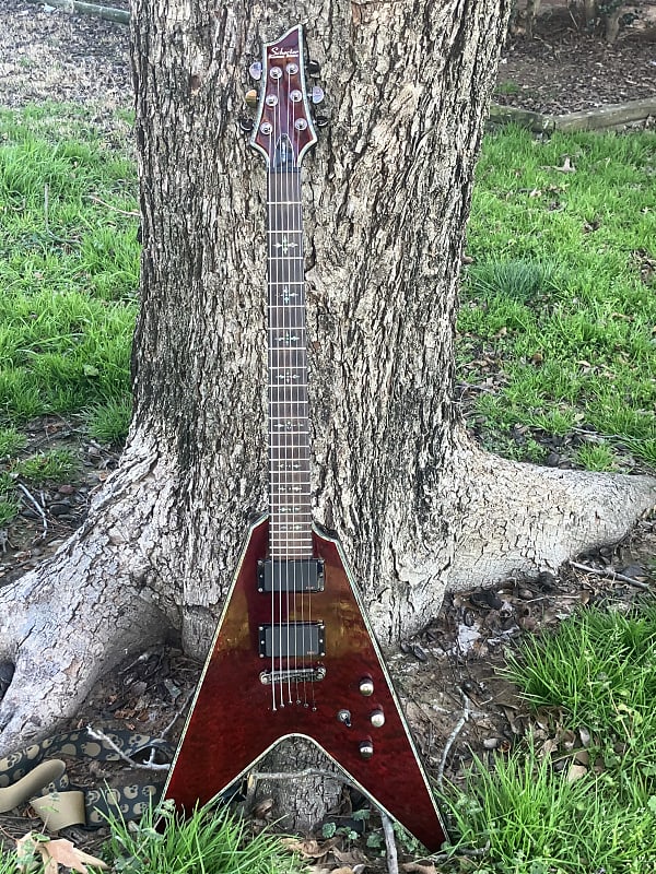 Schecter Hellraiser V-1 2010-2018 - Red | Reverb