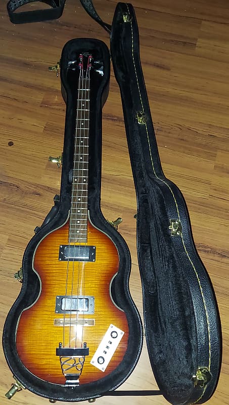 Rogue VB100 Violin Bass Guitar Vintage Sunburst + Hard Shell | Reverb